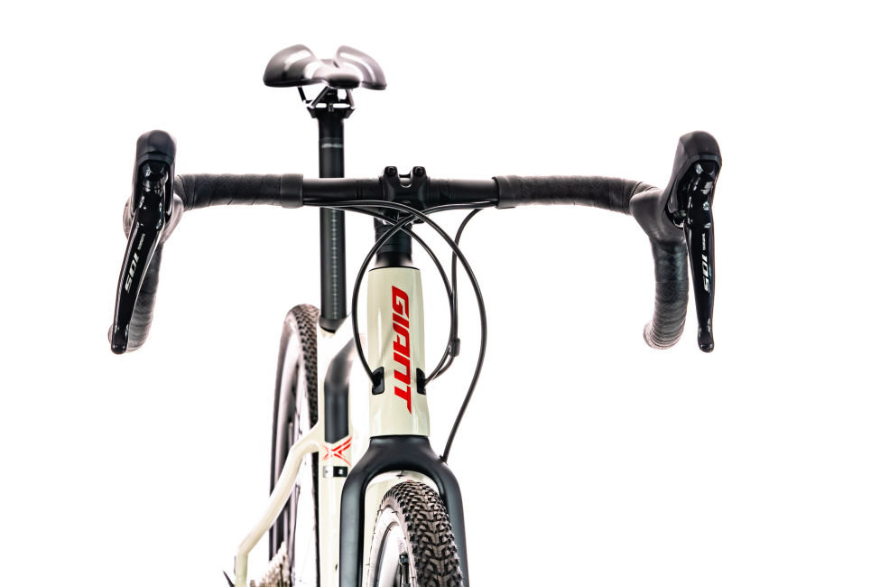 Велосипед Giant Revolt Advanced 2 Gray Beige Бежевый 2002011205 VeloOnline